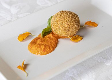 Crocchetta di stoccafisso norvegese e patate con gazpacho di peperone ...